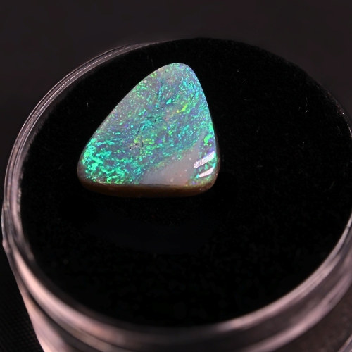 Eye-Catching Lightning Ridge Dark Opal 2.50 ct - Aussie Opals