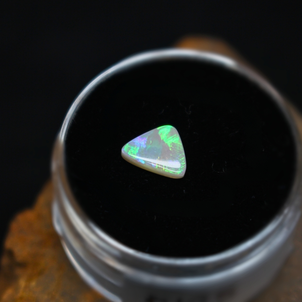 Dazing Lightning Ridge Dark Opal 0.55 Ct - Aussie Opals