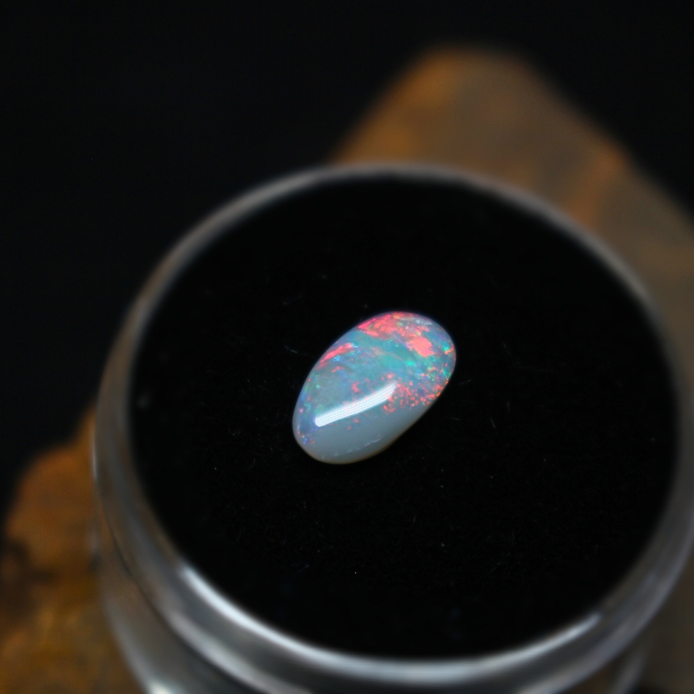 Spectacular Lightning Ridge Dark Opal 0.81 Ct - Aussie Opals