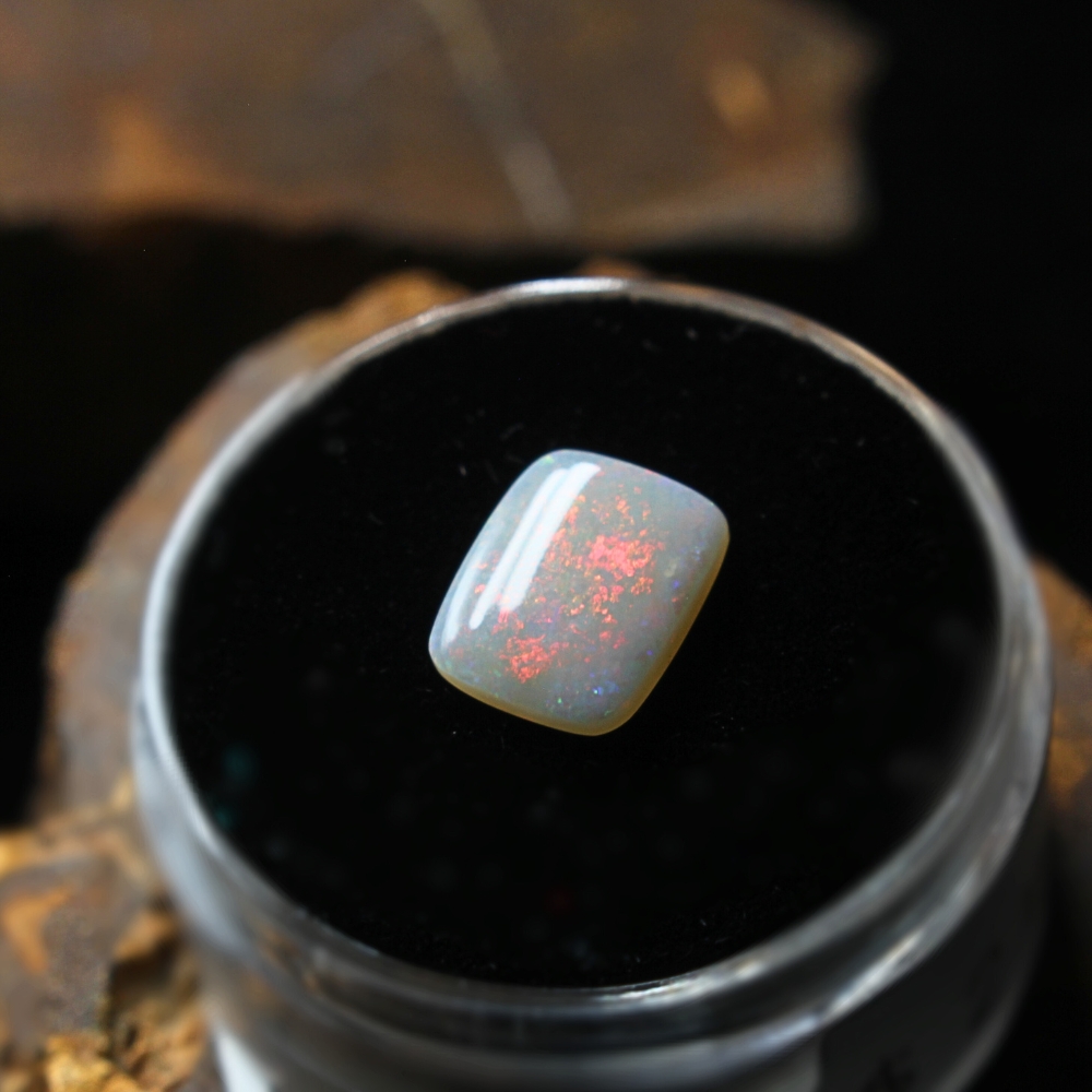 Wondrous Coober Pedy Solid White Opal 1.15 ct - Aussie Opals
