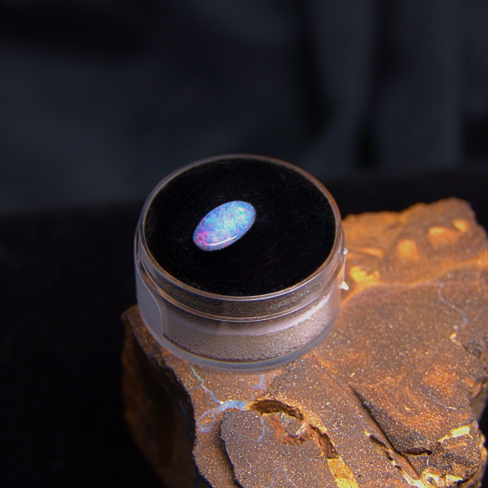 Awesome Lightning Ridge Doublet Opal 0.33 G - Aussie Opals