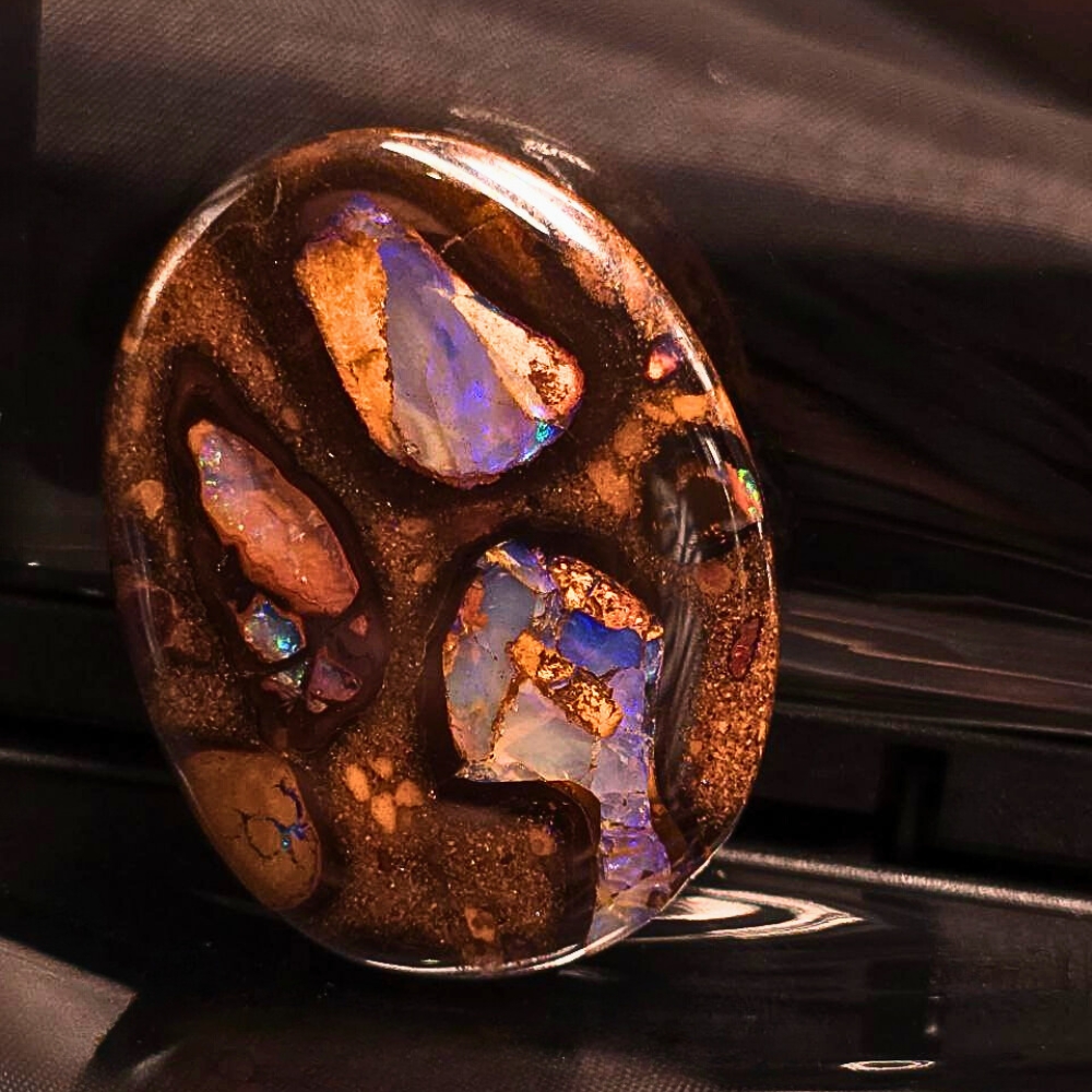 Striking Queensland Boulder Opal 43.85 ct - Aussie Opals